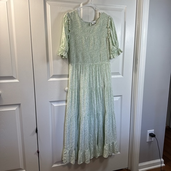 crown & ivy | Dresses | Crown Ivy Smocked Tiered Textured Green And ...